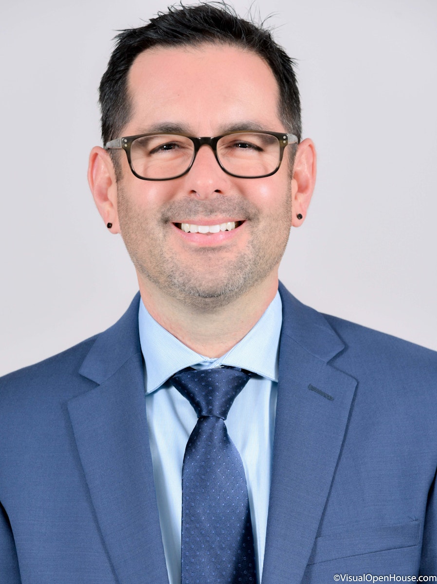 Anthony Lopez in West Hollywood | Hemlane